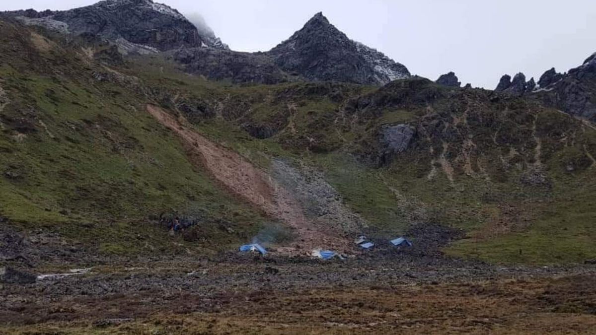 Bhutan: Flash floods kill 10 cordeycep collectors in Laya | EastMojo