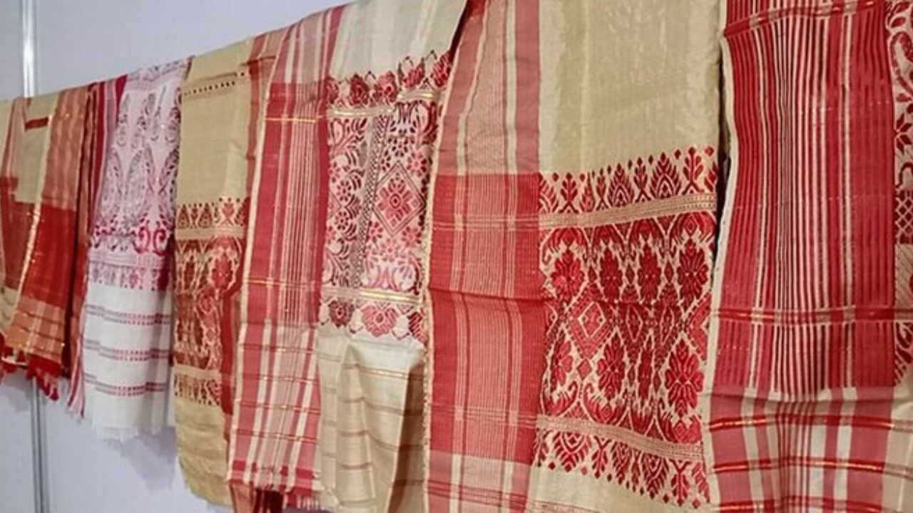 Assam celebrates as 'Gamocha' gets GI tag - EastMojo